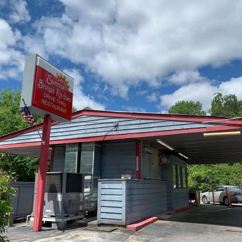 Sunrise Biscuit Kitchen Has The Best Biscuits In North Carolina