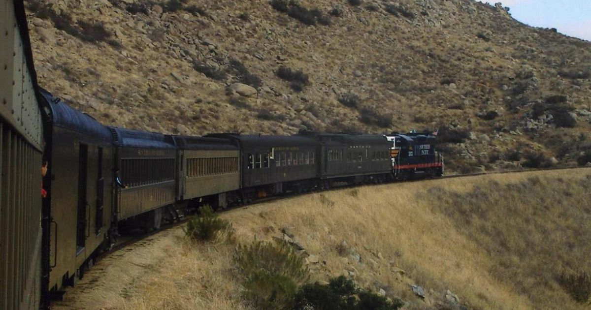 6 Epic Train Rides In Southern California That Will Give You An ...
