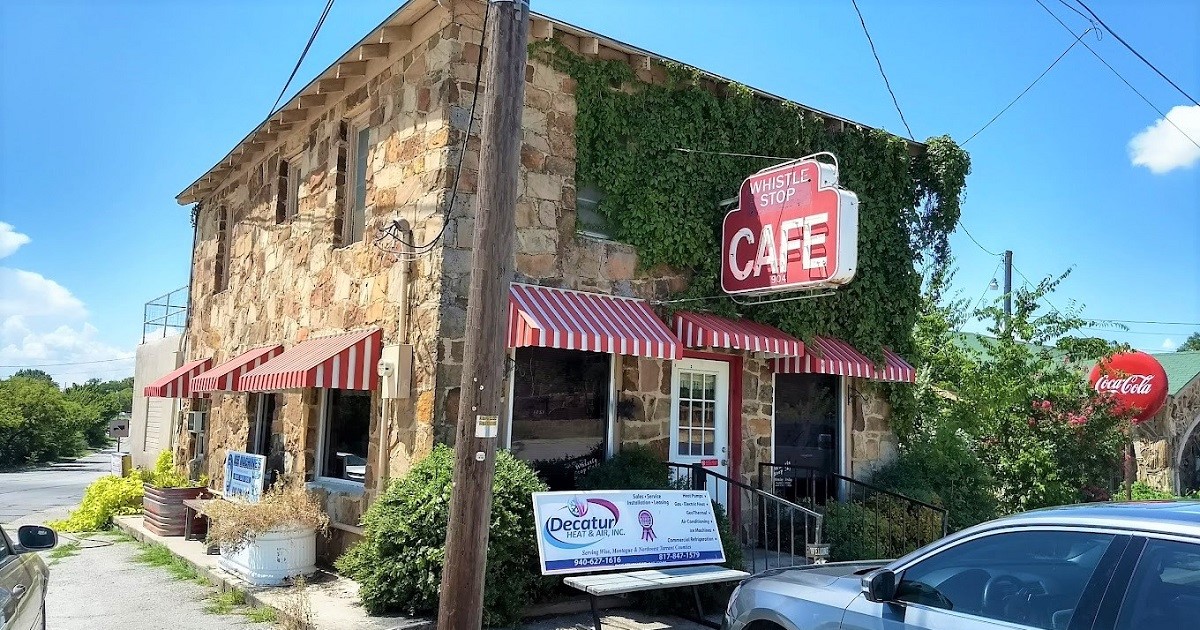 Whistle Stop Cafe In Texas: Best Hidden Gem Restaurant In TX