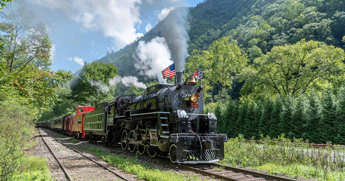 18 Epic Train Rides In The U.S. That Will Give You An Unforgettable ...