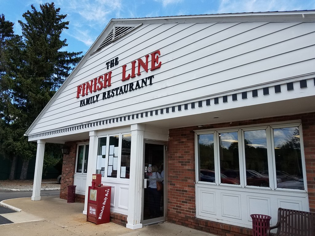 Finish Line Is A Fun All-Day Breakfast Restaurant In Michigan