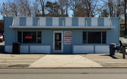 Tastee Sub Shop Serves Enormous Hoagies In New Jersey