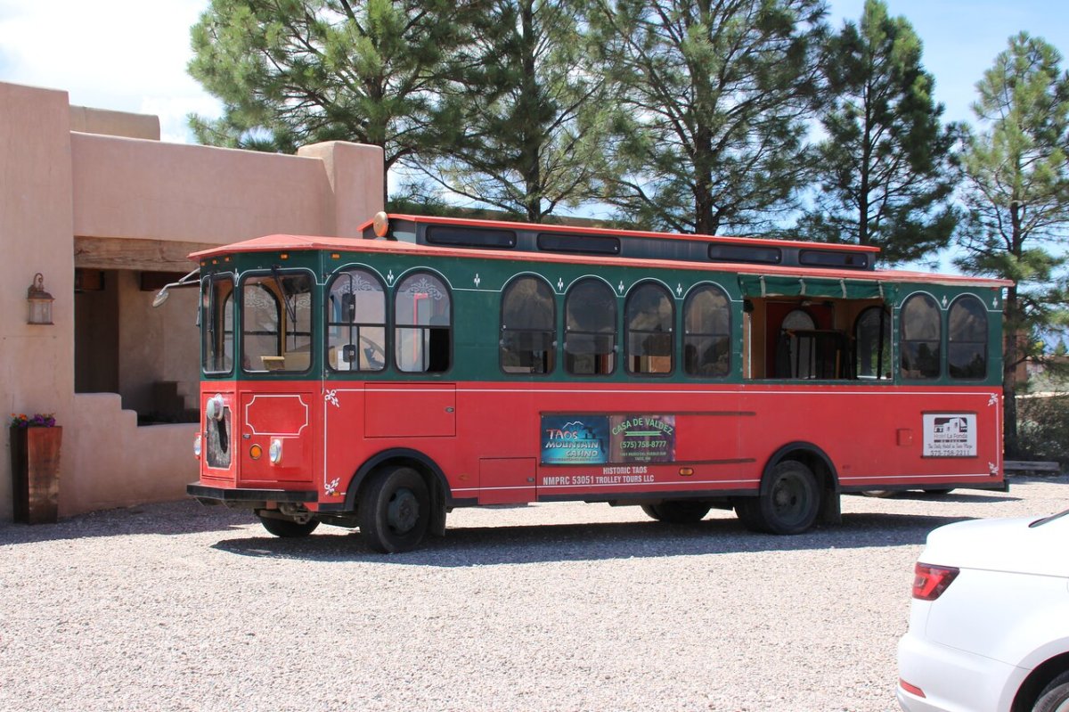 3 Trolley Tours In New Mexico For History Lovers