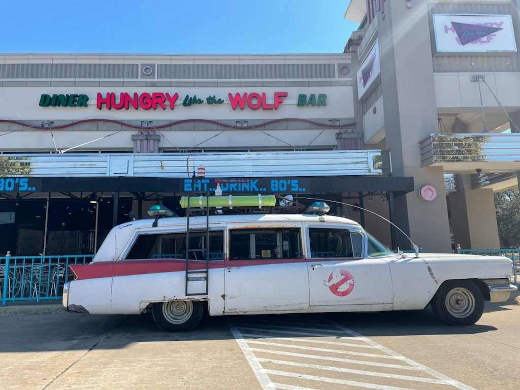 1980s-Themed Restaurants In Texas: Hungry Like The Wolf