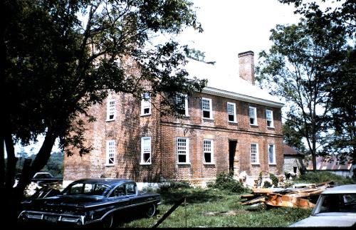 The Hauntingly Beautiful Homestead In Kentucky You Must Visit