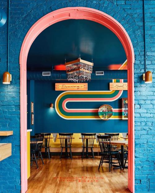 This Retro Bar In Ohio Is A Total Throwback