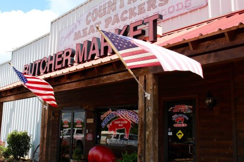 A Tasty Visit To Cooper’s Country Meat Packers In Mississippi