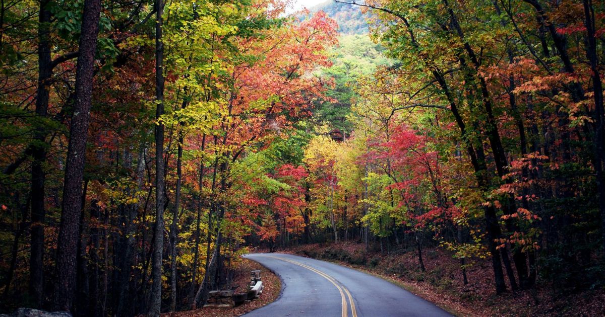Enjoy The Colors On This Fall Weekend Getaway In North Carolina