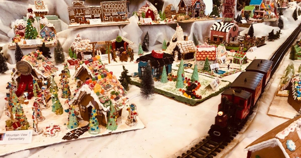 The Gingerbread Village At The Prescott Resort & Conference Center In ...