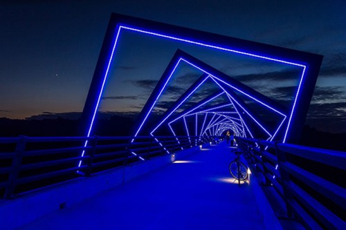 High Trestle Trail Bridge Has The Best Fall Foliage Views In Iowa