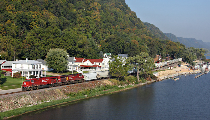 These Are The 6 Best Small Towns In Iowa To Explore