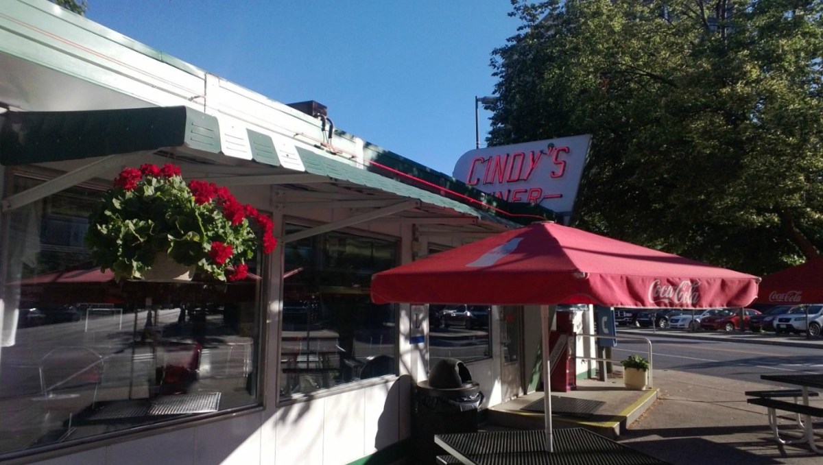 Cindy's Is A Retro Diner In Indiana With Classic American Food