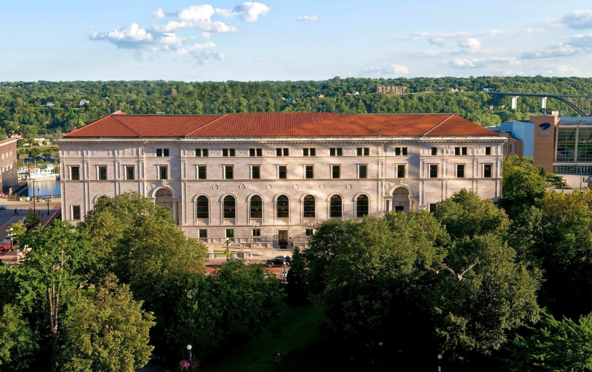 The Beautiful Minnesota Library That Looks Like Something From A Book ...