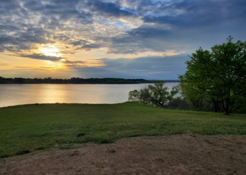 Explore Caves All Day At Kanopolis State Park In Kansas