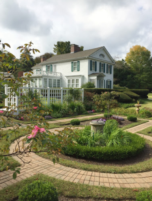 This Historic Home In Connecticut Is Fascinating