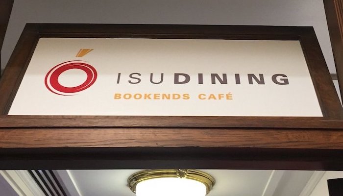 This Library Cafe In Iowa Is In The Heart Of A University