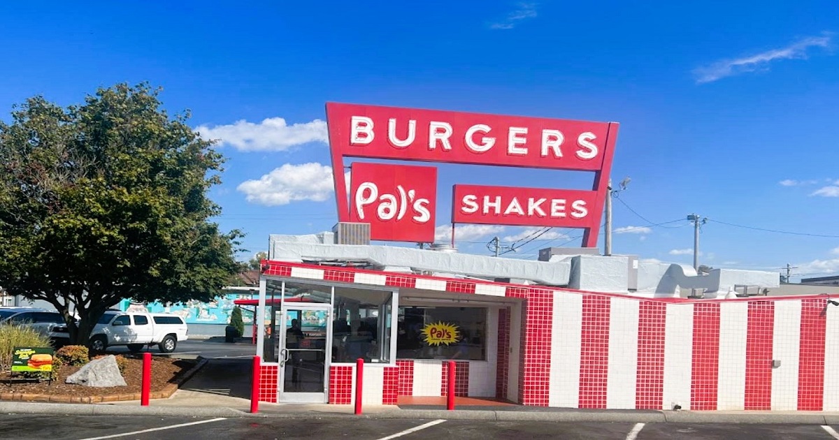 The Oldest Operating Pal’s In Tennessee Has Been Serving Mouthwatering ...
