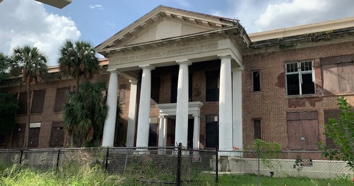 Among Abandoned Schools In Florida, Annie Lytle Stands Out