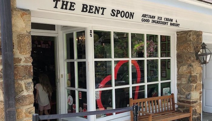 You’ll Love The Tasty And Unique Ice Cream Flavor Combinations At The ...