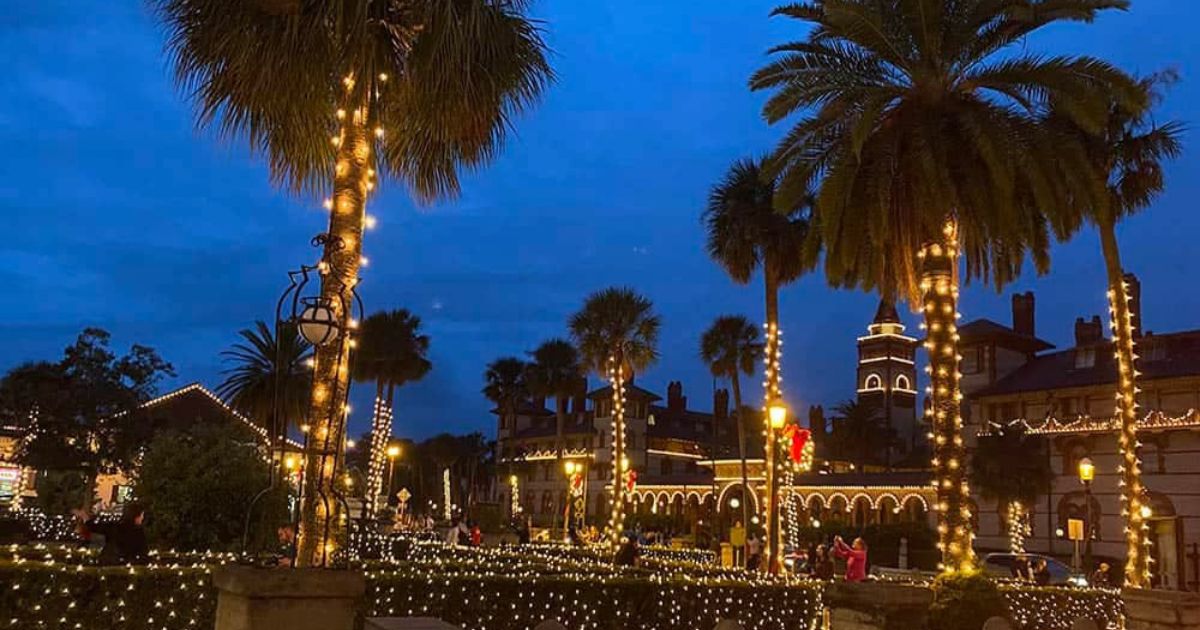 Here Are The Absolute Best Christmas Lights In Florida