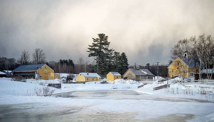 Visit A New Hampshire Winter Wonderland This Holiday Season