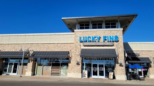 Best Seafood In Colorado: Lucky Fins