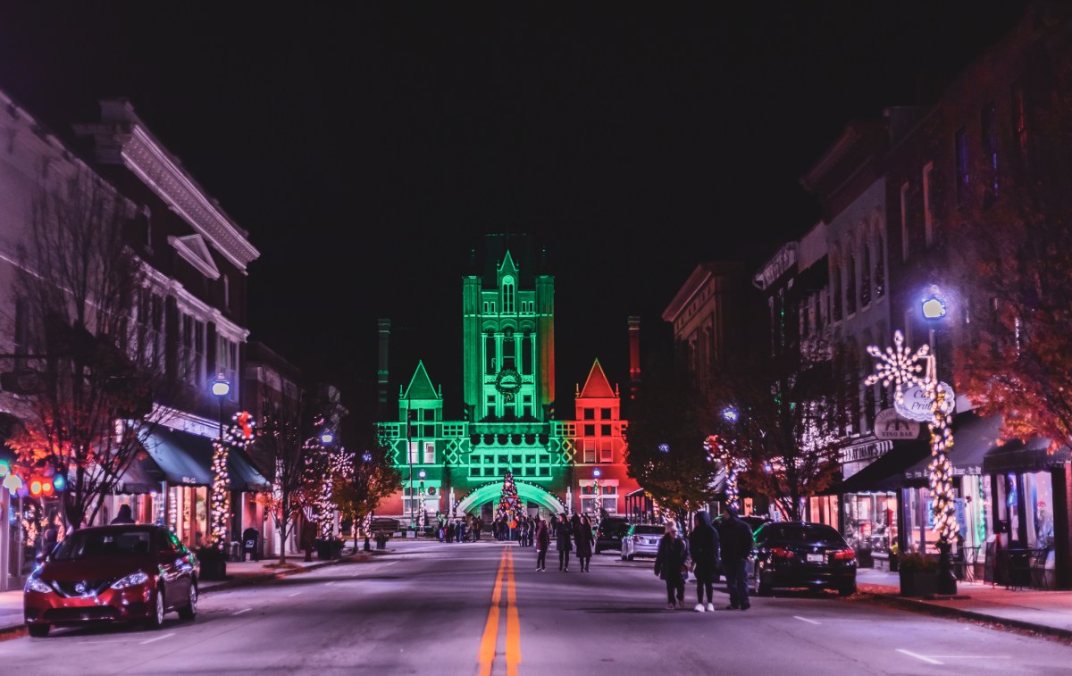 This Kentucky Christmas Town Is Truly Magical