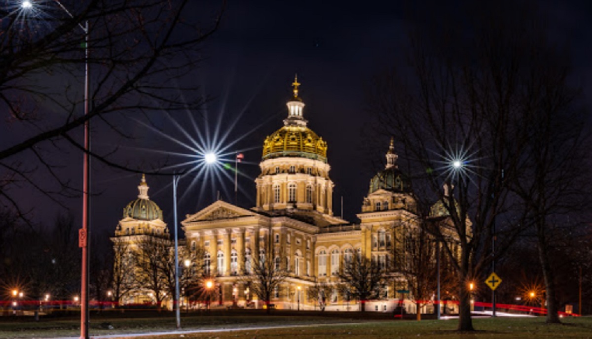 This Breathtaking Destination In Iowa Looks Like It Was Ripped From The ...