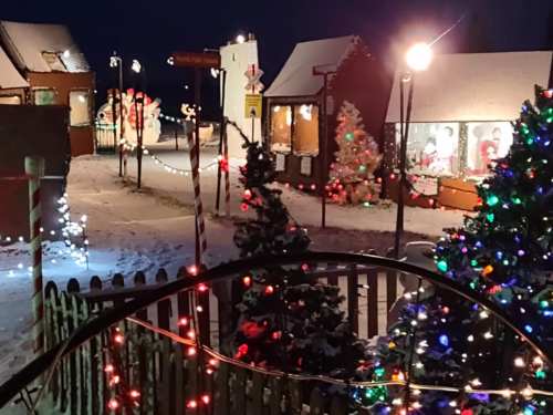 North Pole Christmas Village: Wisconsin Family Christmas Tradition