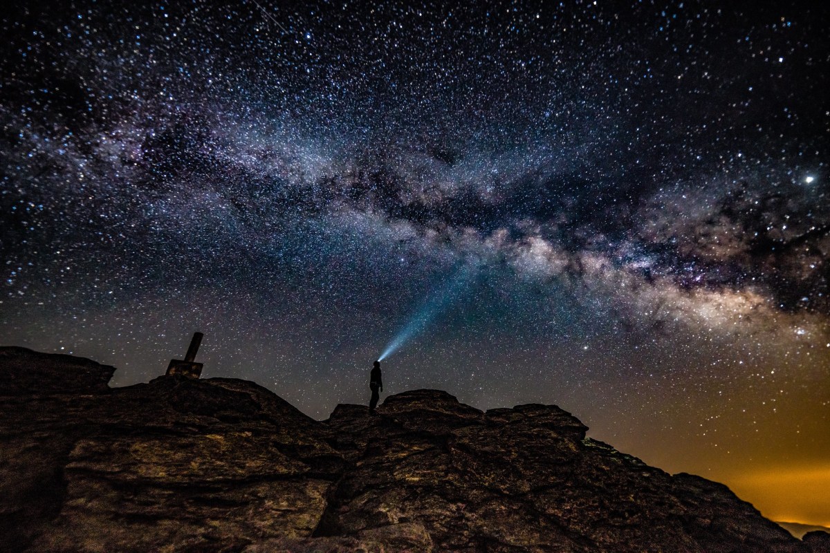 The Geminid Meteor Shower In Arkansas Is An Epic Phenomenon