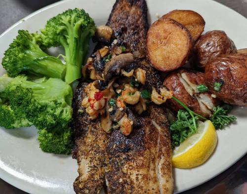 Best Seafood In Madisonville, LA: Morton's Boiled Seafood & Bar