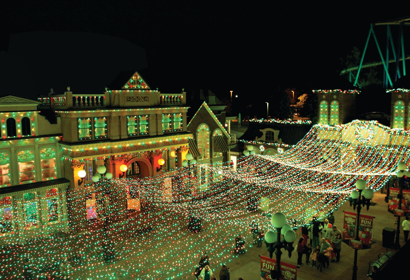 Walk Through A Winter Wonderland Of Ice This Holiday Season At Holiday ...