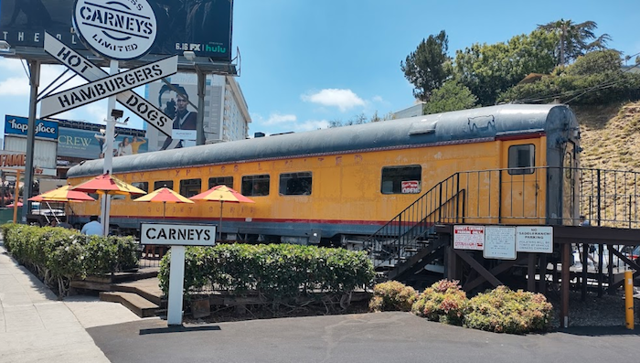 This Train Car In Southern California Is Actually A Restaurant And You ...