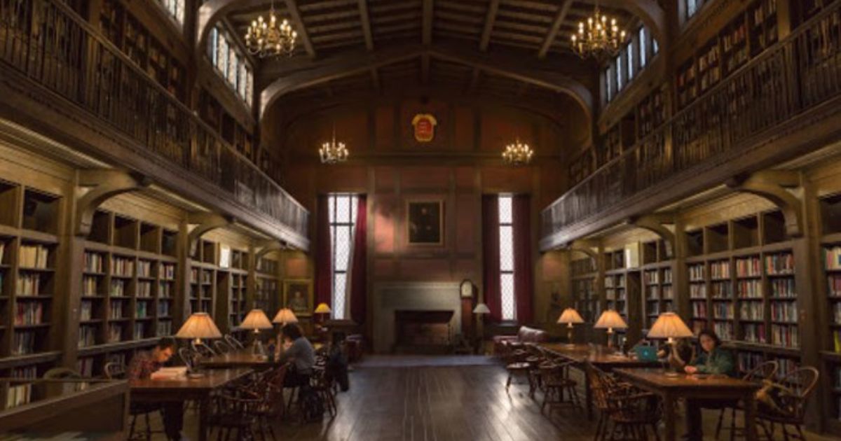 The Beautiful Connecticut Library That Looks Like Something From A Book ...