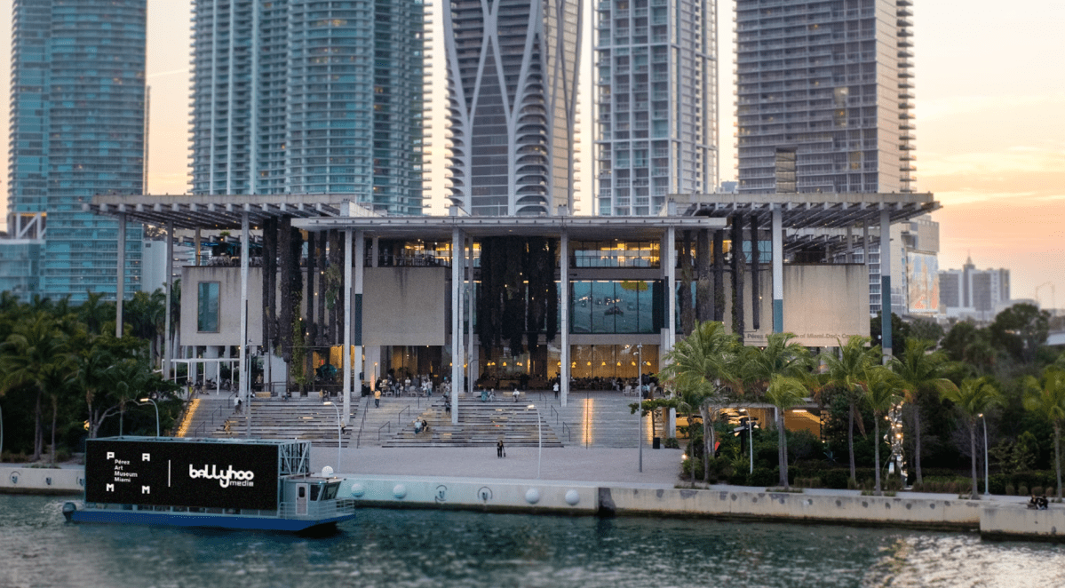 Watch A Holiday Movie On A Floating Cinema In Florida