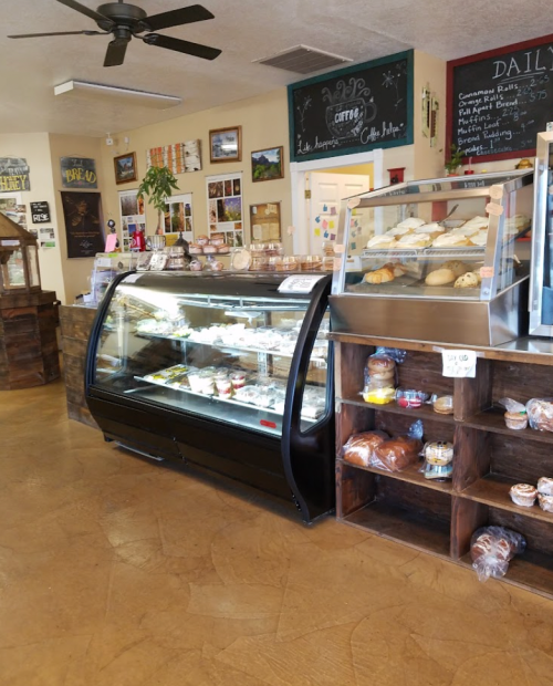 Muddy Bees Bakery Has The Best Cinnamon Rolls In Utah