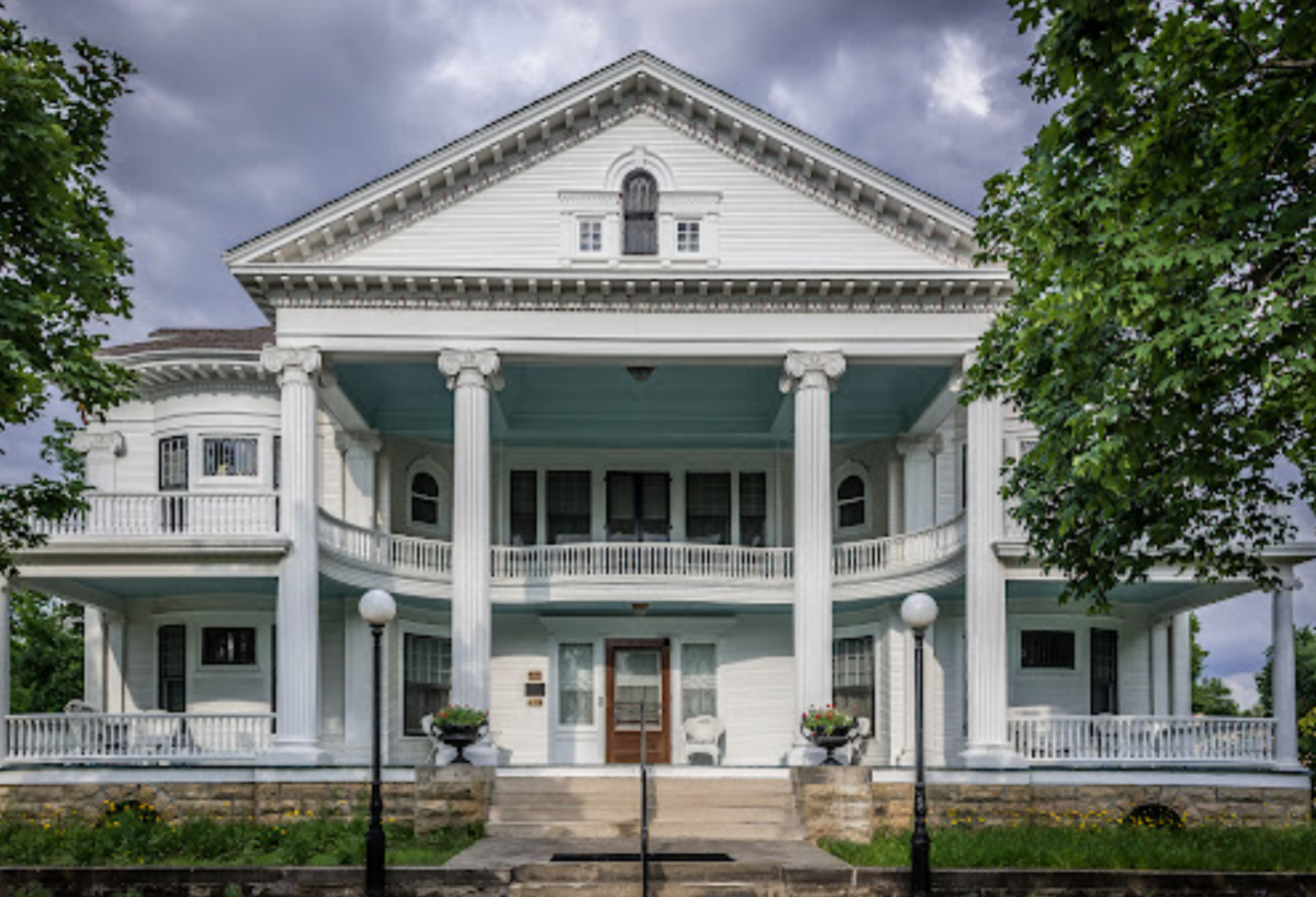 The Breathtaking Historic Home In Kansas You Must Visit This Year