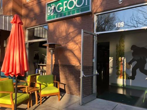 Take The Whole Family To This Bigfoot-Themed Restaurant