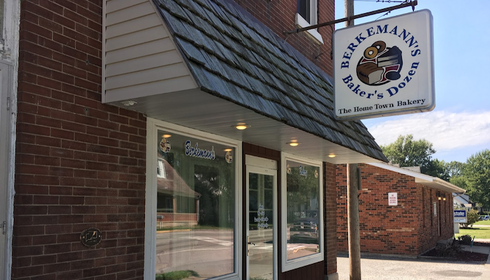 The Best Donuts In Illinois Are Served Up At This Incredible Small-Town ...