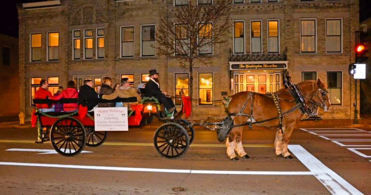 Cedarburg Wisconsin Christmas: Enchanting Holiday Main Street