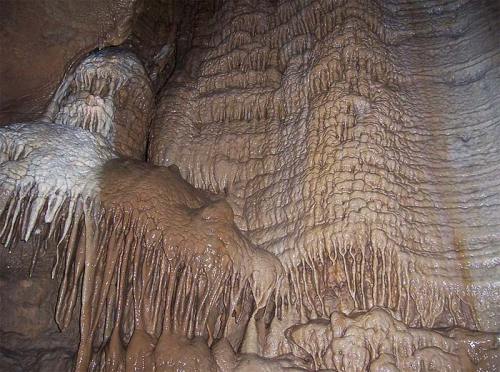 Illinois Caverns Is The Best Cave In Illinois For Daring Explorers
