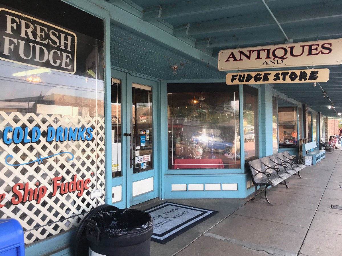 Best Fudge In Texas: The Old Fudge Store In Jefferson