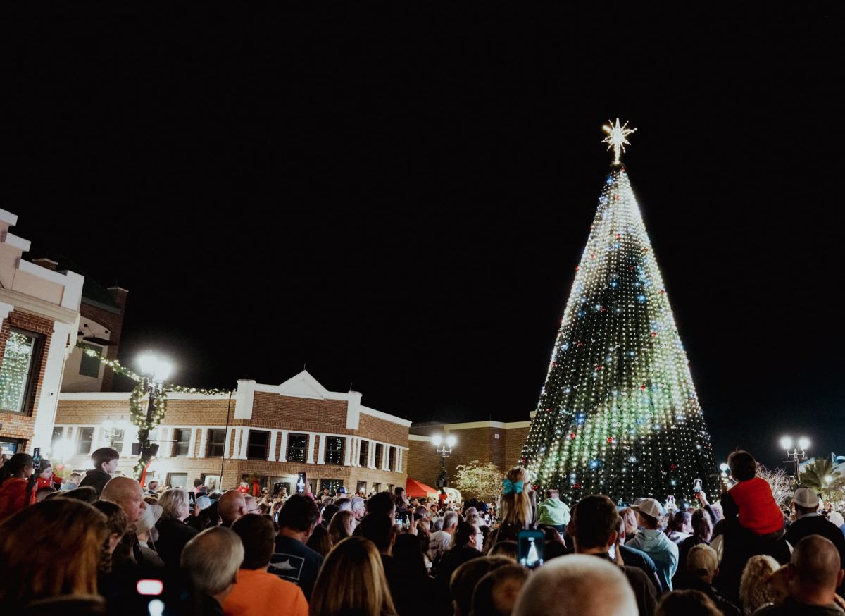 Make Plans To Attend This Tree Lighting Ceremony In Alabama