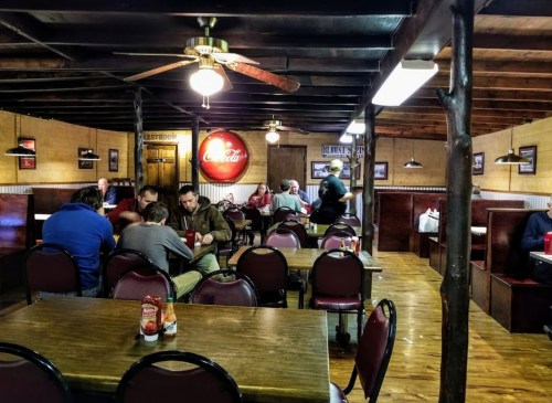 Best Barbecue In Alabama: Top Hat Barbecue