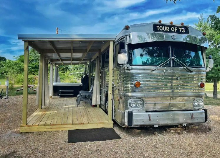 This Missouri Bus Is A Hotel Room On Wheels