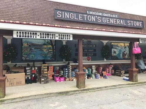 Indulge In Mac And Cheese When You Visit This Vermont Town