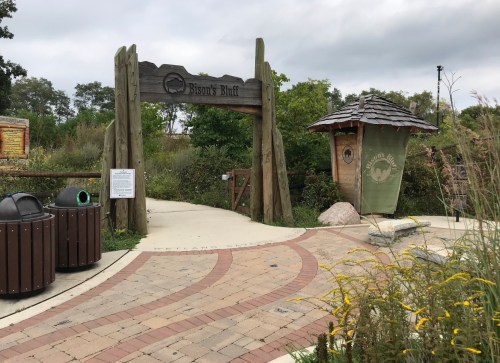 Explore Bison’s Bluff Nature Playground in Schaumburg, Illinois