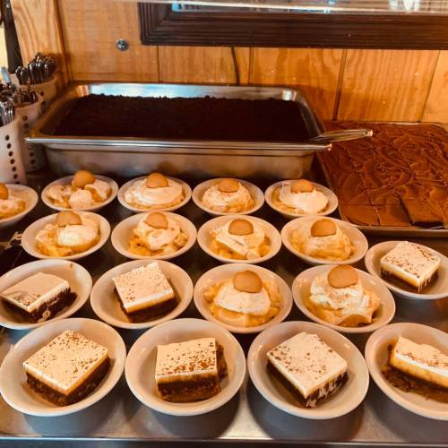 The Movie Star Has One Of The Best Buffets In Mississippi