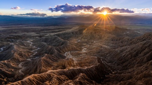 Badlands In Southern California That Look Like Another Planet