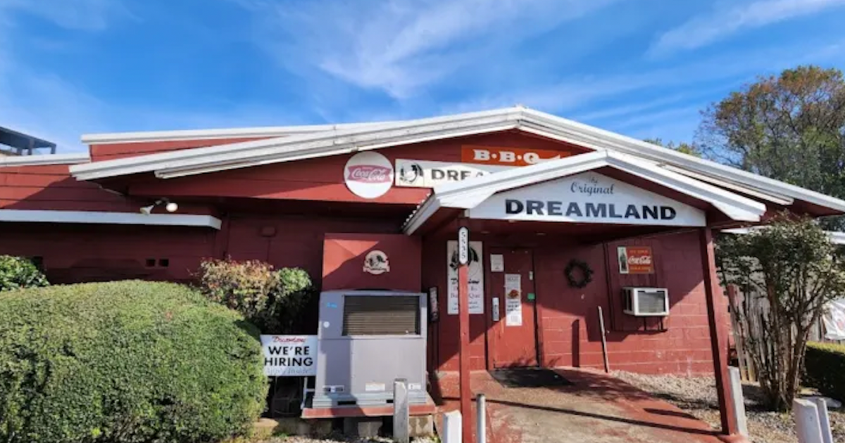 Best Ribs In Alabama: Dreamland Bar-B-Que